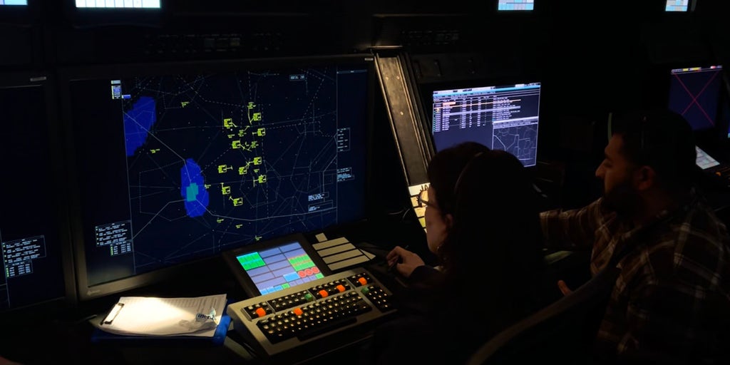 Inside the FAA’s race to train air traffic controllers | Fox Business Video