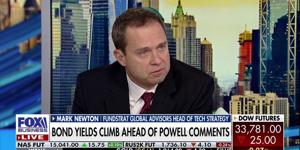 Fed should 'pause and wait,' says Mark Newton | Fox Business Video