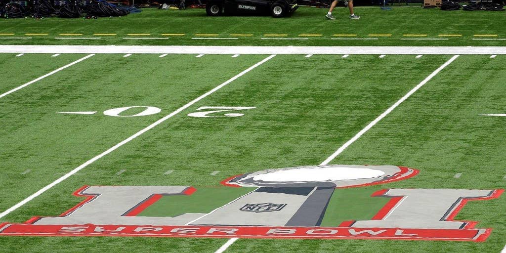 First ever live TV commercial to air during the Super Bowl | Fox ...