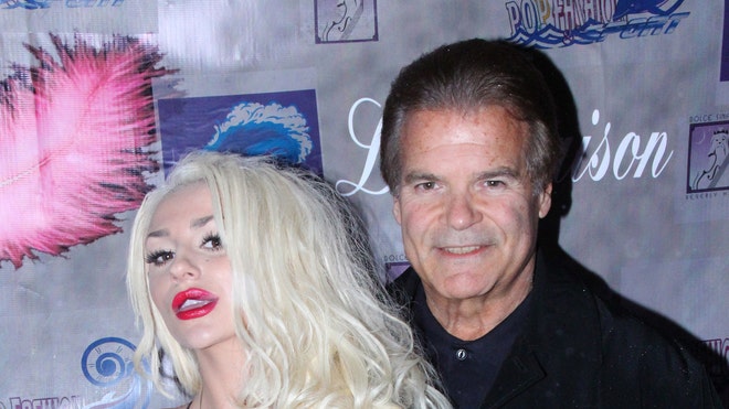 51 year old Lost actor marries 16 year old - Page 15 - Survivor Sucks