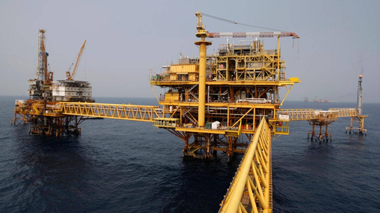 Trump signs order extending ban on new offshore drilling sites off ...