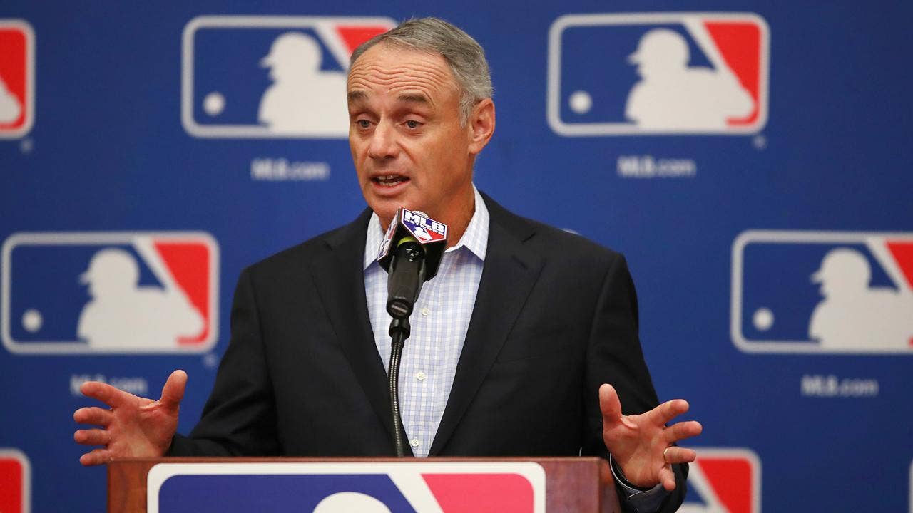 Nike named MLB's official uniform supplier starting in 2020 | Fox Business