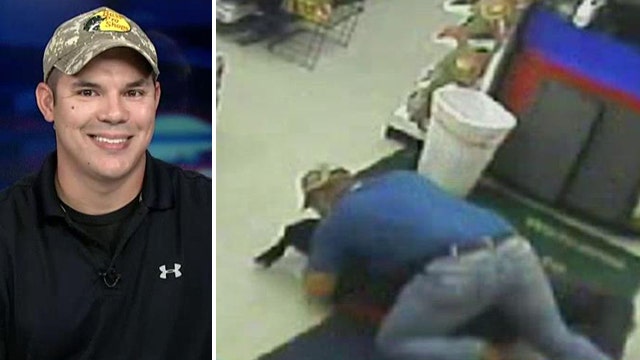 Former Marine takes down armed robber | Fox News Video