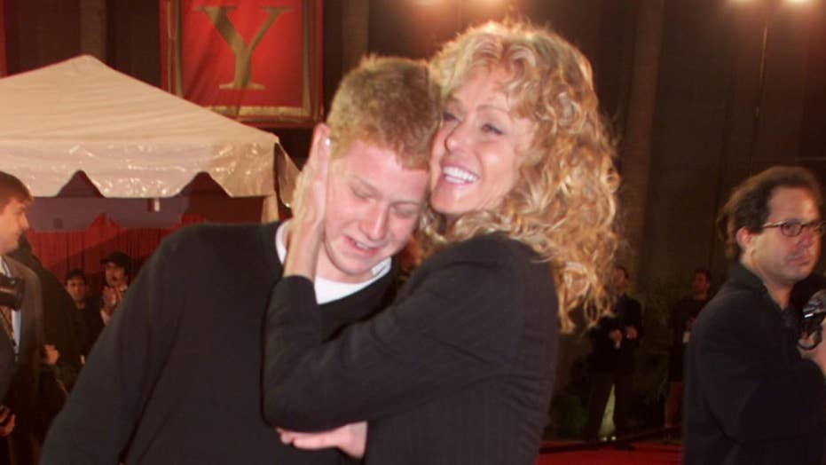 Farrah Fawcett's son Redmond O'Neal arrested after robbing local store ...