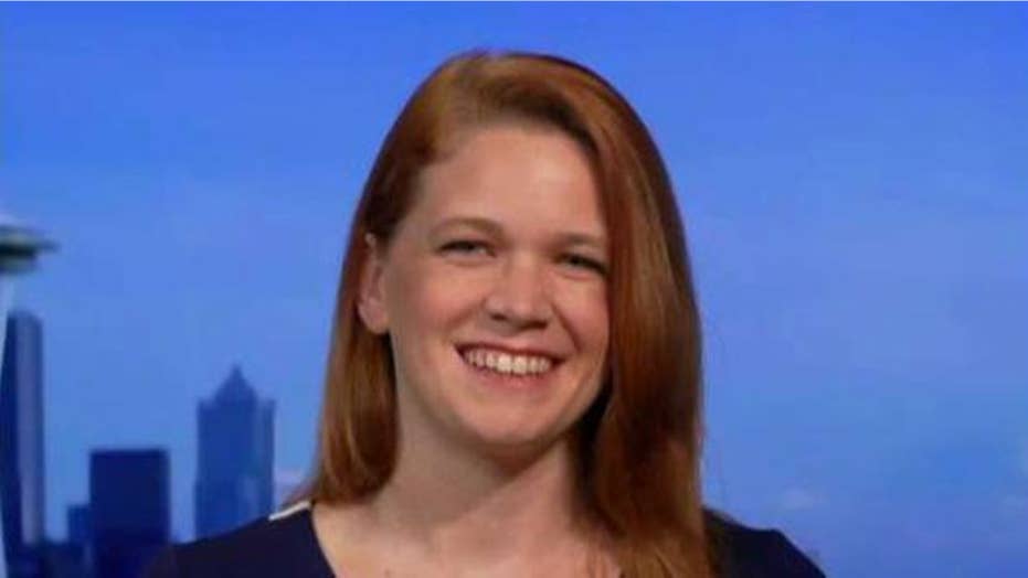Left-wing House candidate Sarah Smith advances to general election in ...