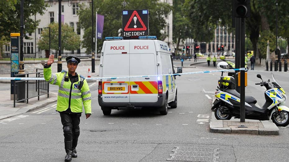 London Car Ramming Treated As Terror Incident Police Say Suspect In