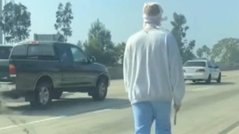 Knife Wielding Man Walking On Interstate 10 In La Not A Prank