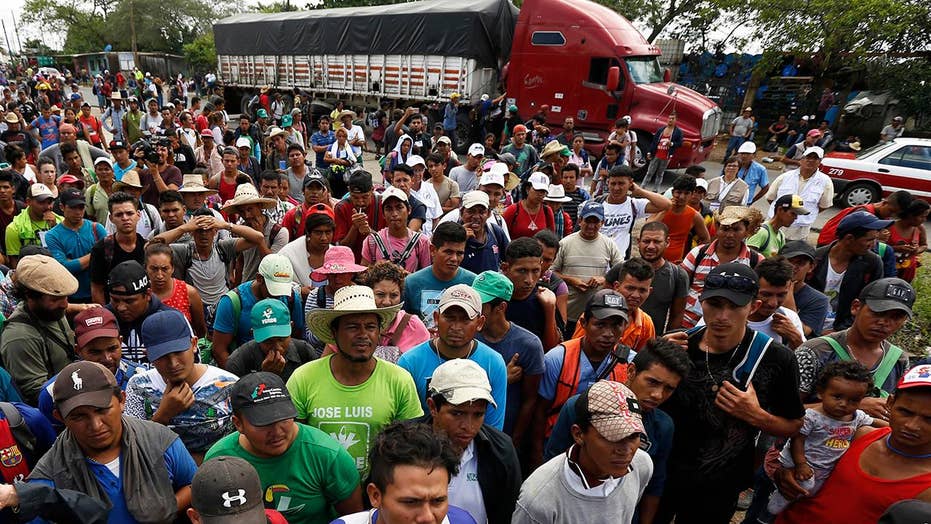 Migrant Caravans Swell To 12 000 Get Some Help Along The Way Fox News