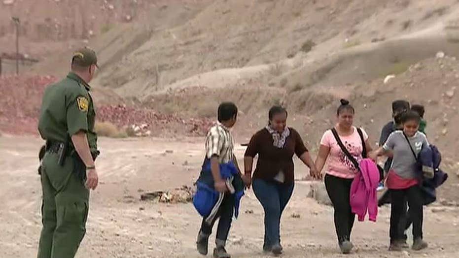 120 Illegal Immigrants Discovered Inside Locked Trailer In Texas Cbp