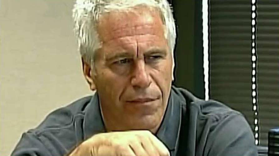 Epstein Accuser Says She Once Took Bill Clintons Seat On Private Jet