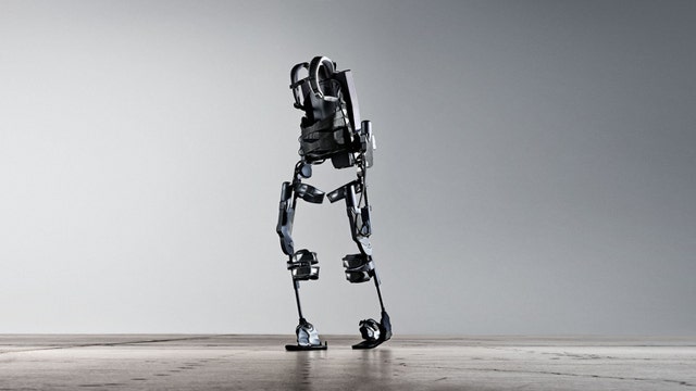 Robotic suit helps paralyzed soldiers walk again | Fox News Video