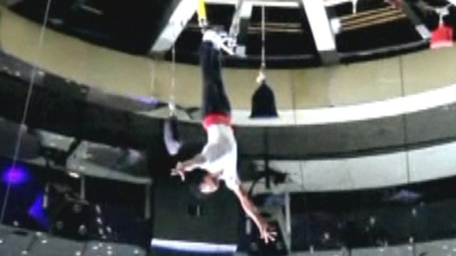 Scary 85-foot-fall by circus acrobat caught on tape | Fox News Video