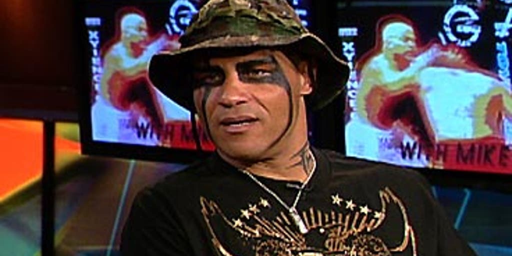 TapouT In The FOX House | Fox News Video