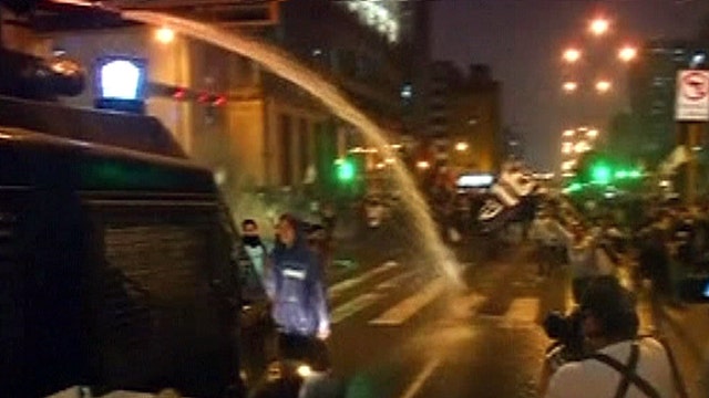 Riots erupt in Peru as Congress appoints new members | Fox News Video