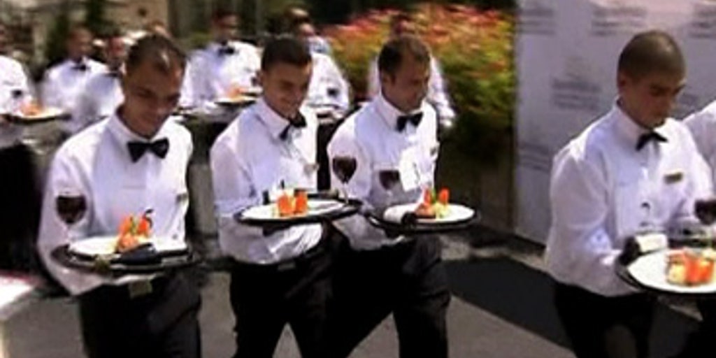 Waiter Race | Fox News Video