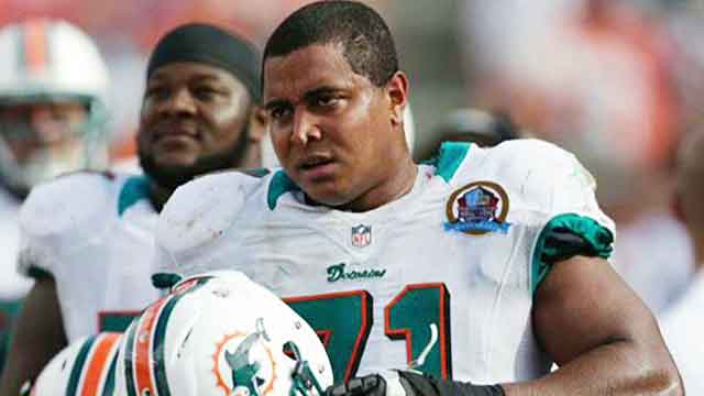 NFL player leaves team after reporting threats, abuse | Fox News Video