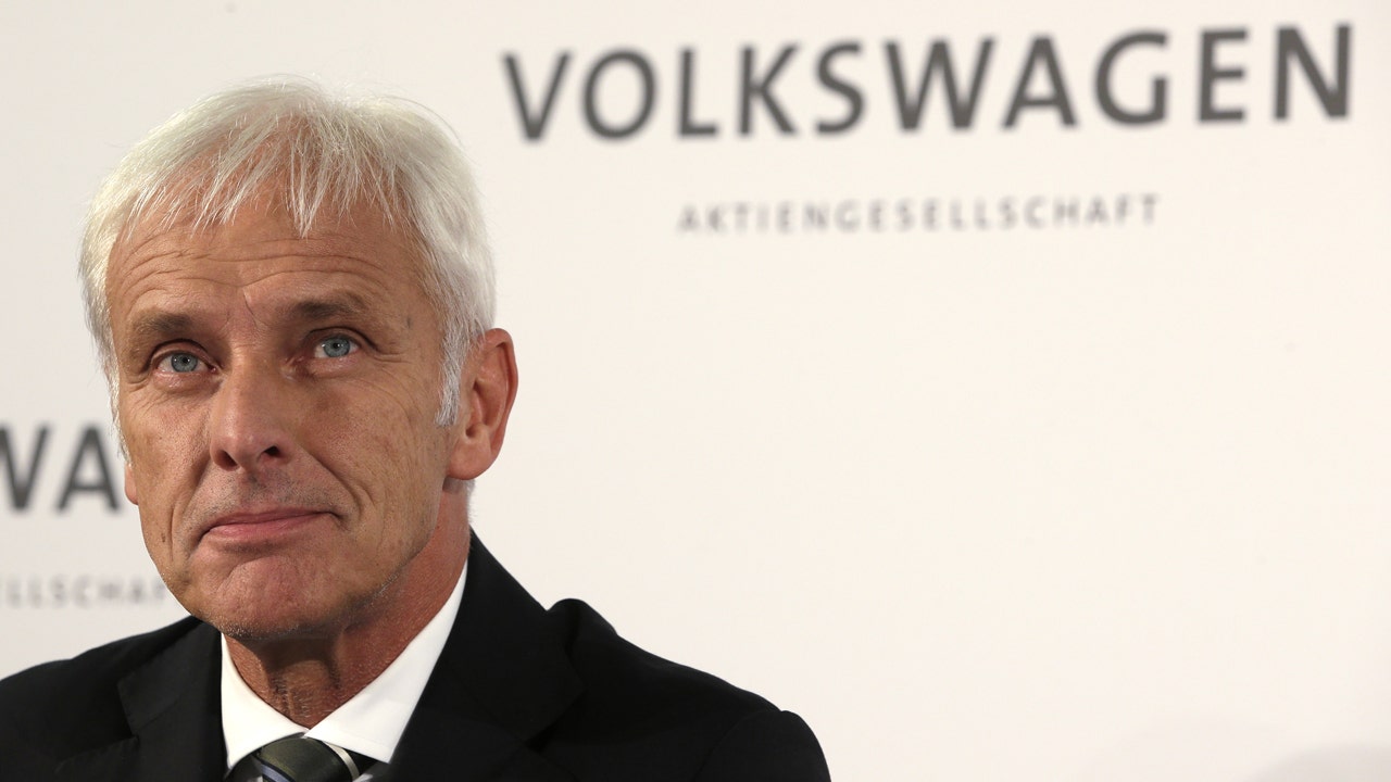 VW CEO: Recall to Start in Jan., be Completed End-2016 | Fox Business