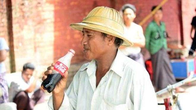 Coca-Cola Serves First Coke Bottles in Myanmar After 60 Years | Fox ...