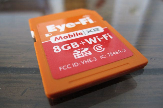 Eye-Fi Seamlessly Transfers Photos From Camera to Smartphone: Review ...