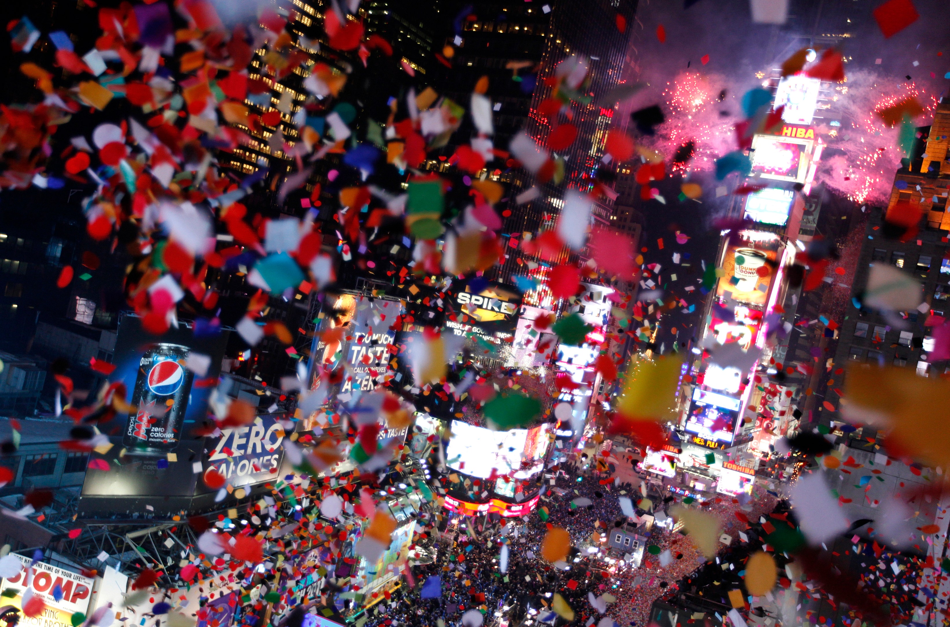 How the World Celebrates the New Year | Fox Business