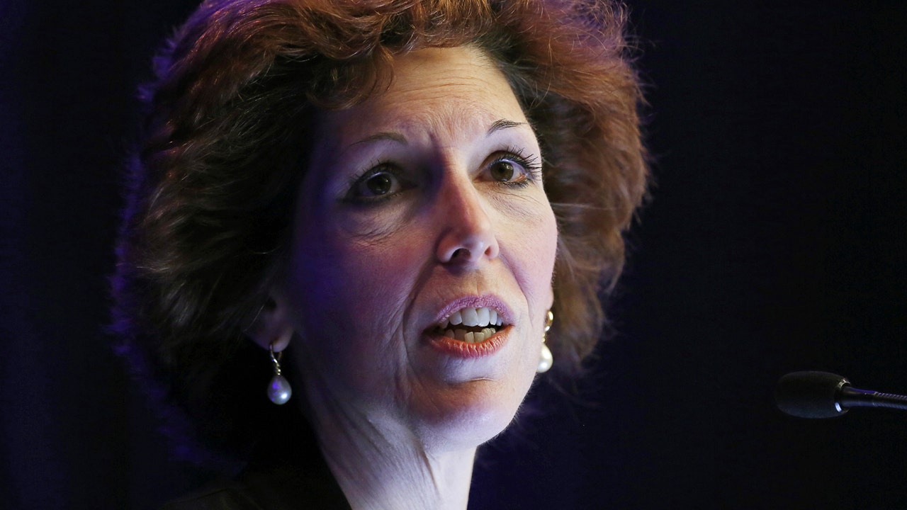 Fed's Mester reiterates support for gradual U.S. rate increases | Fox ...