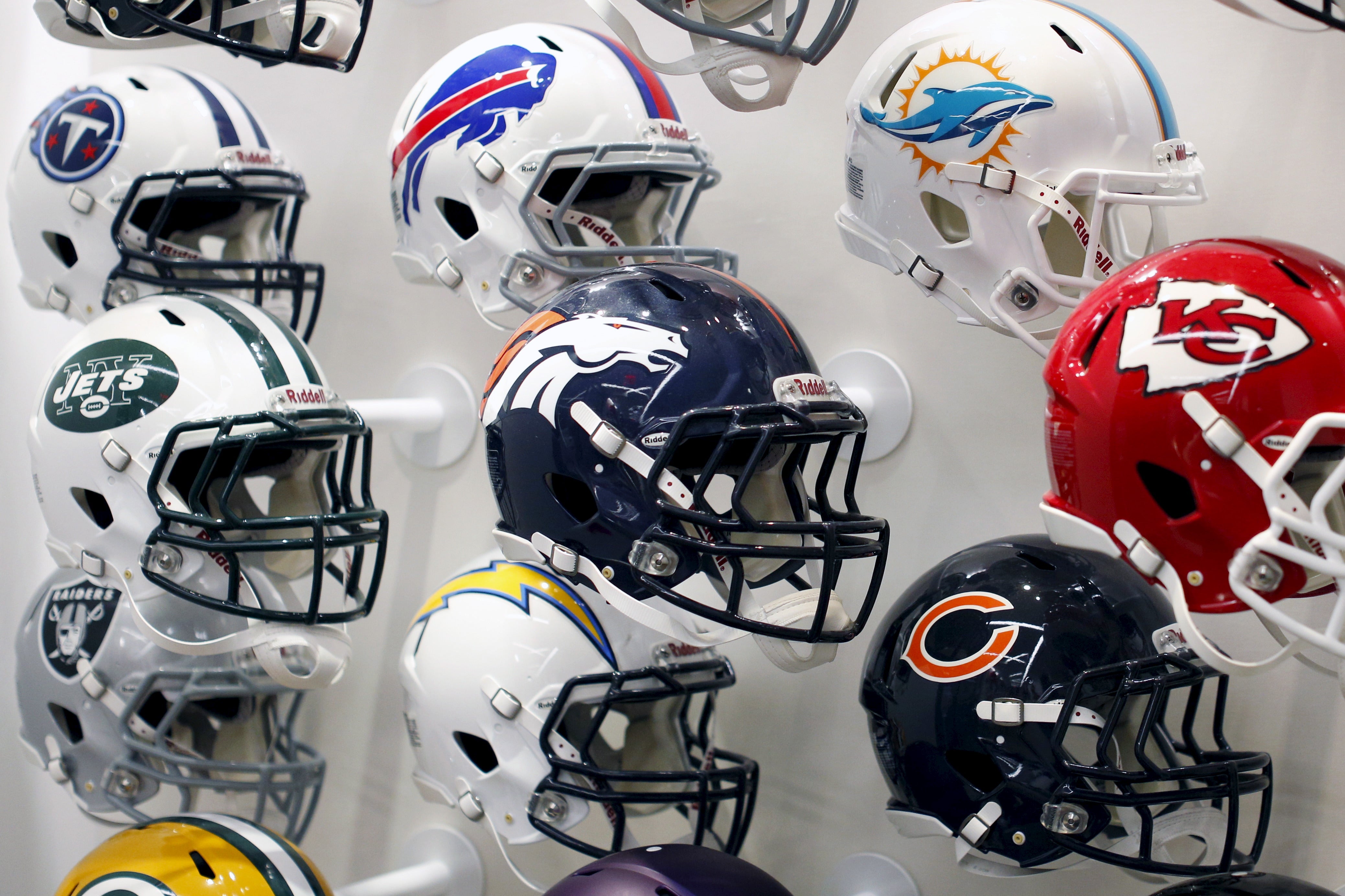 NFL Players Are Spending the Week at Business School | Fox Business