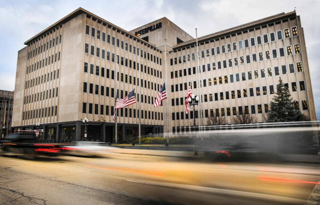 Caterpillar moving headquarters to Chicago area | Fox Business