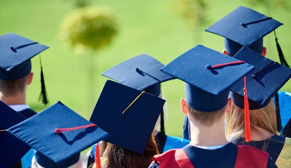 2017 College Grads Expected to Get Highest Starting Salaries Yet | Fox ...