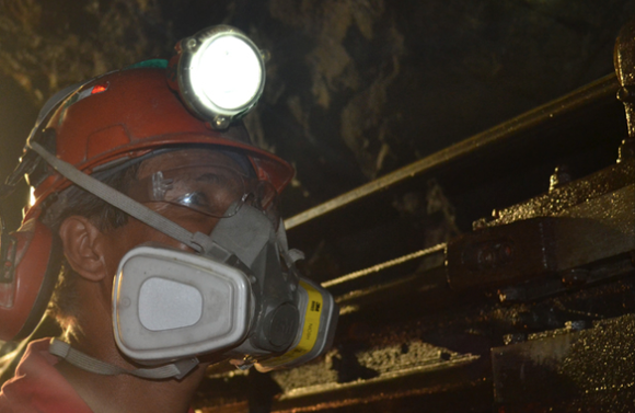 The 3 Best Silver Mining Stocks to Buy in 2017 | Fox Business