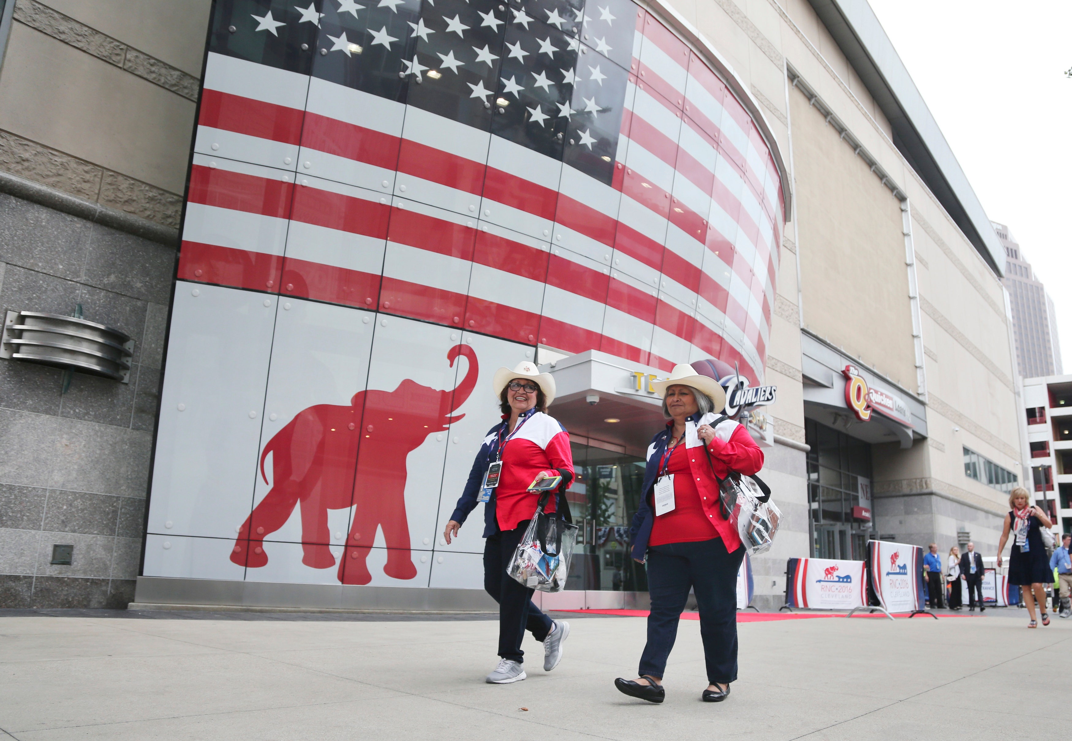 At RNC Cleveland's Economy Plateaus Along With U.S. | Fox Business