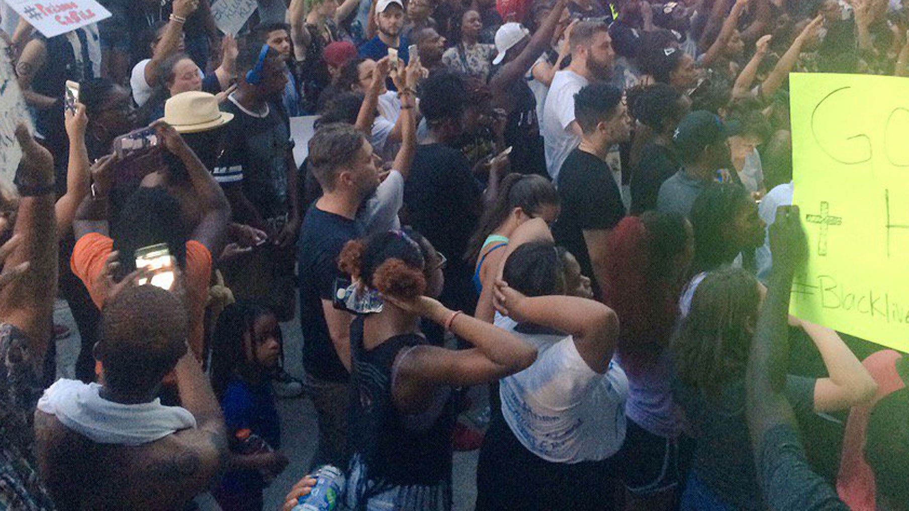 5 Police Officers Dead, Several Injured at Dallas Protest | Fox Business