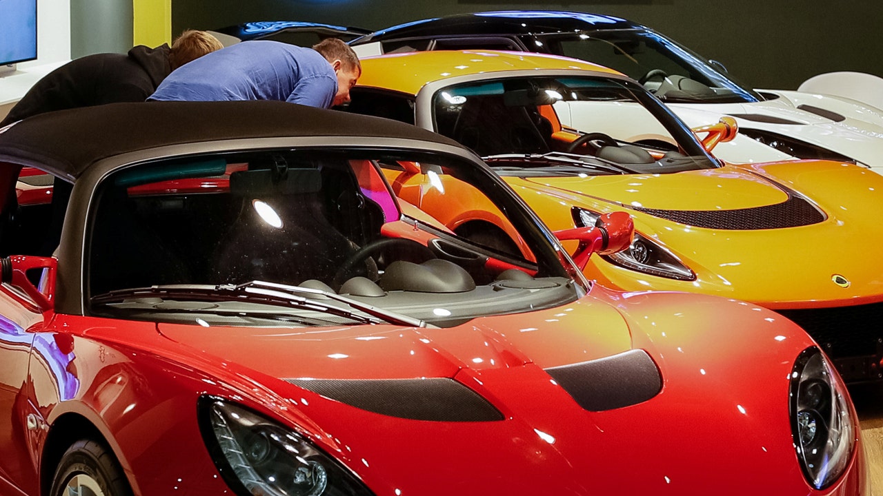 Volvo's Chinese owner to buy Lotus | Fox Business