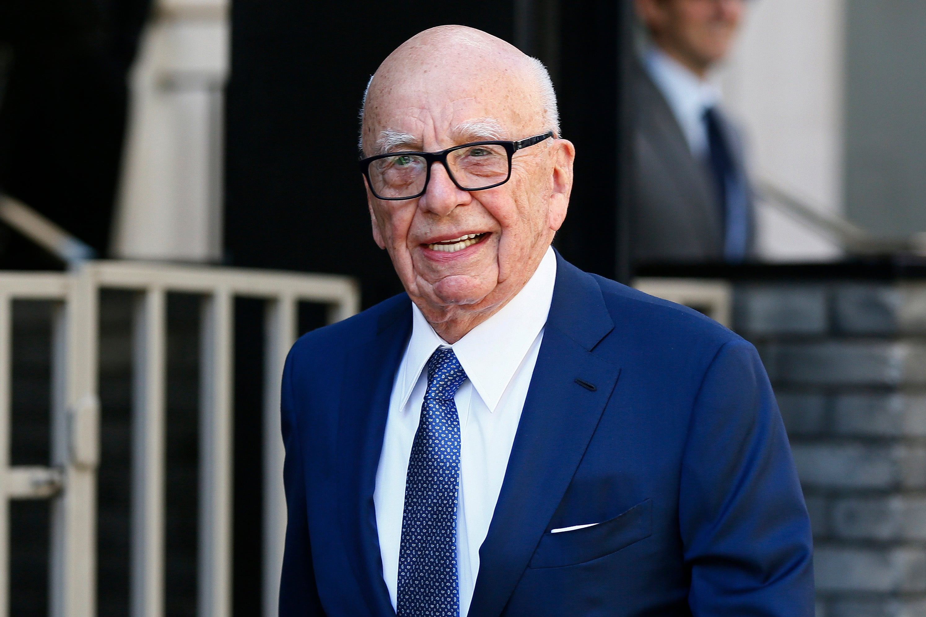 Rupert Murdoch: Facebook, Google should pay news publishers | Fox Business Rupert Murdoch: Facebook, Google should pay news publishers | Fox Business