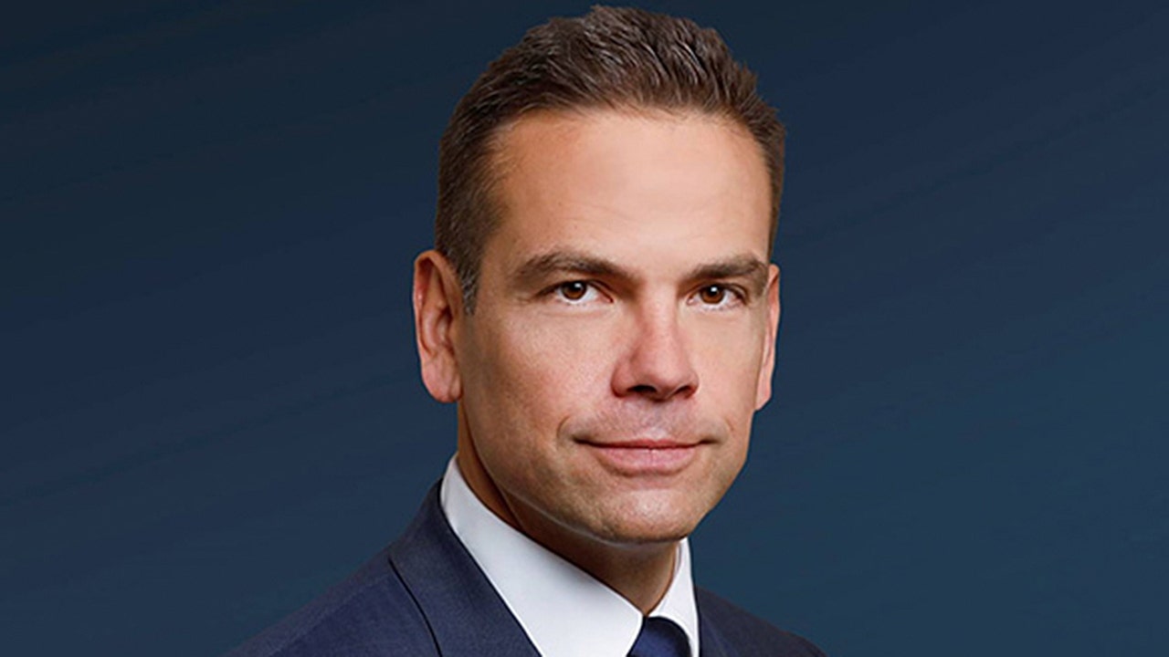 Fox Corp. taking majority stake in Credible for $265M, expanding ...