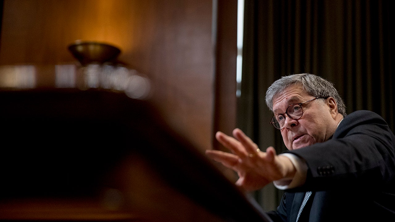 Trish Regan: FBI’s 2016 tactics should absolutely face scrutiny | Fox ...
