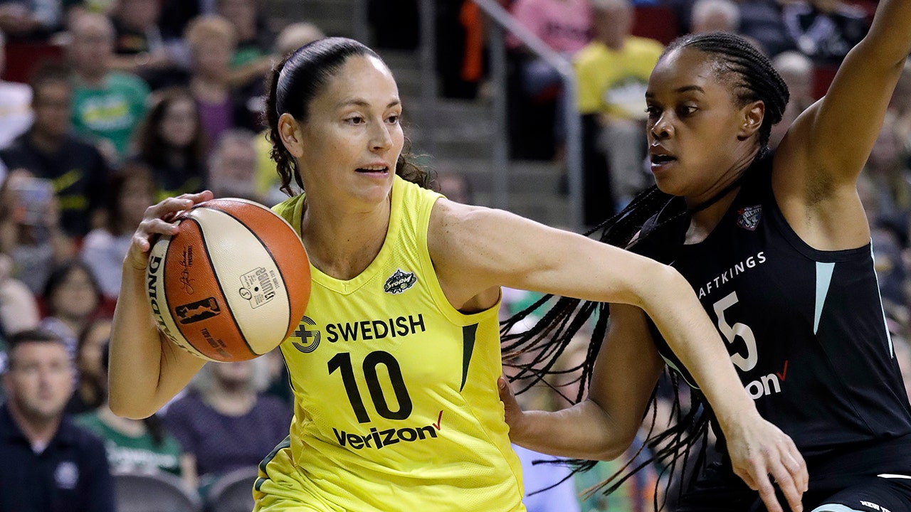 Women's professional sports hit a major crossroad | Fox Business