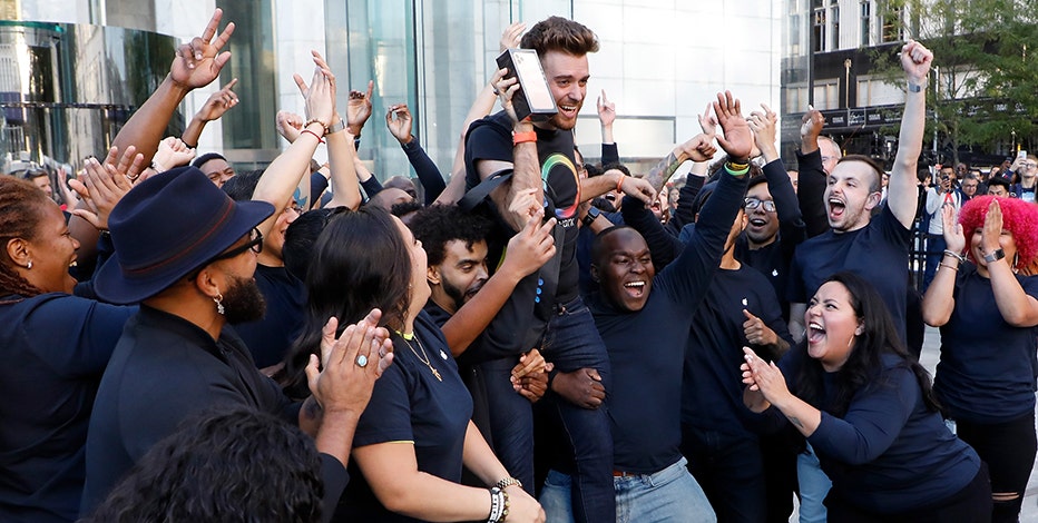 Apple giving employees free TV+ for a year plus music and games | Fox ...