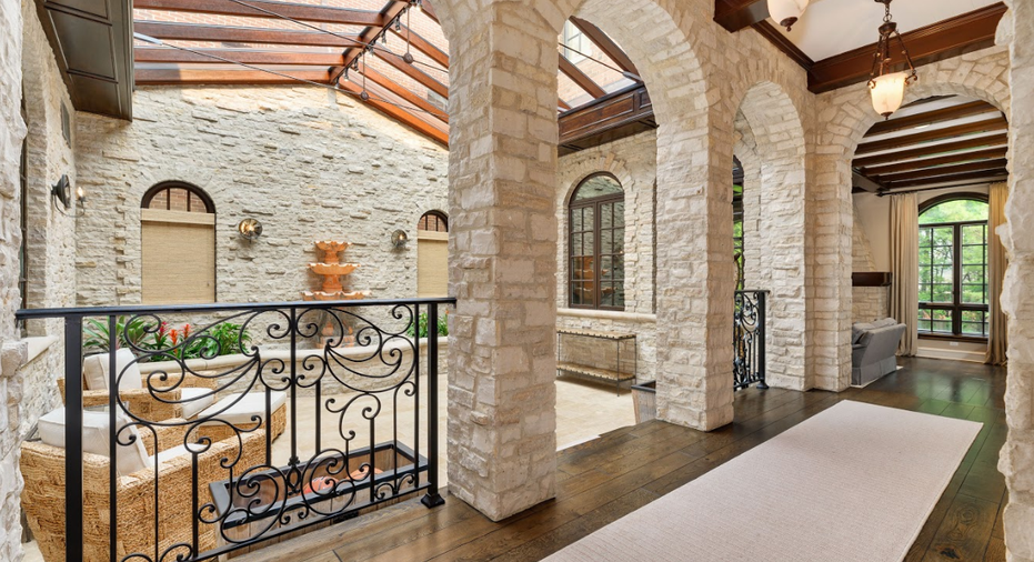 Chicago Luxury Real Estate Get Blown Away By Million Dollar Listings