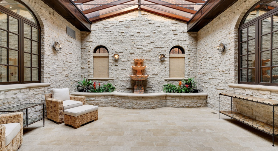 Chicago Luxury Real Estate Get Blown Away By Million Dollar Listings