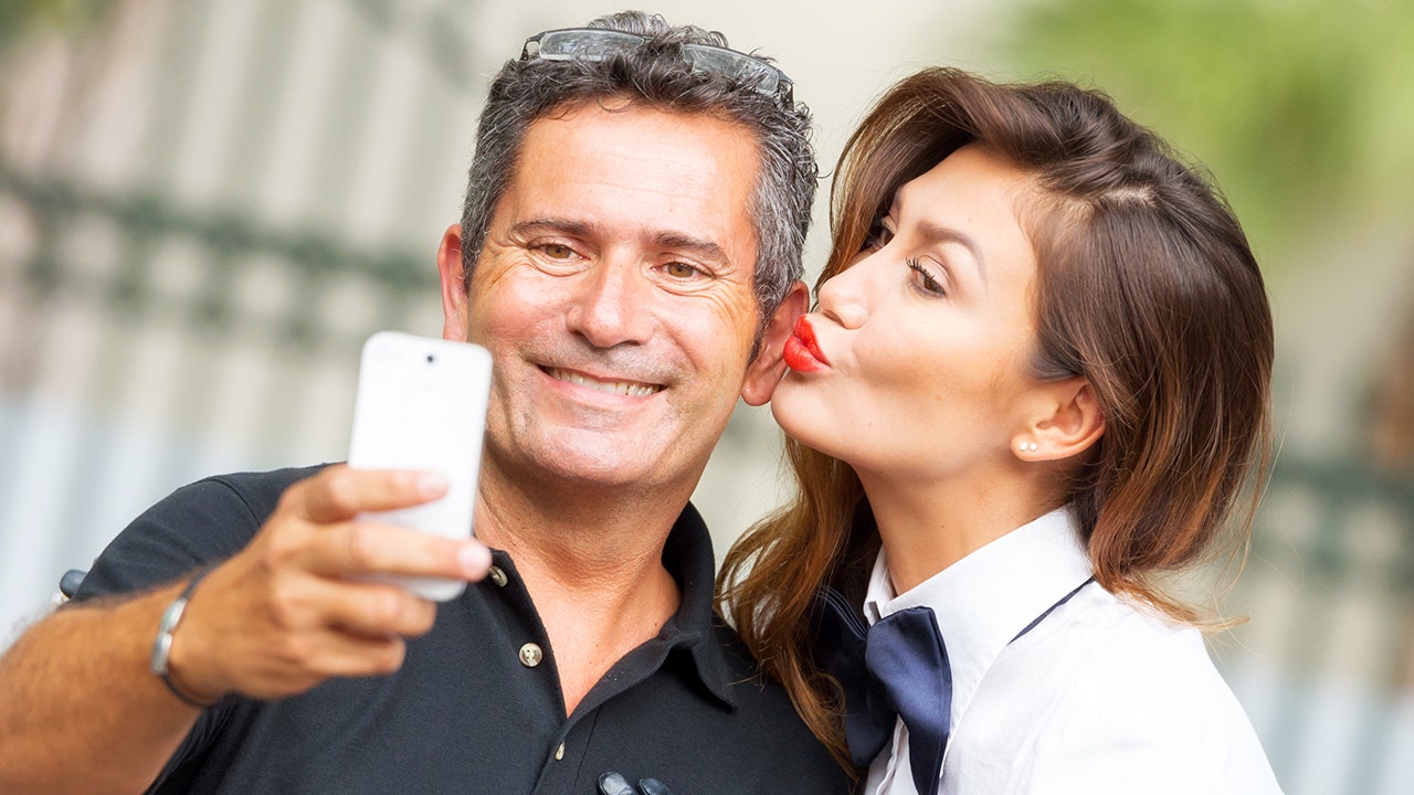 Sugar-daddy relationships involve far more than sex and money, study ...