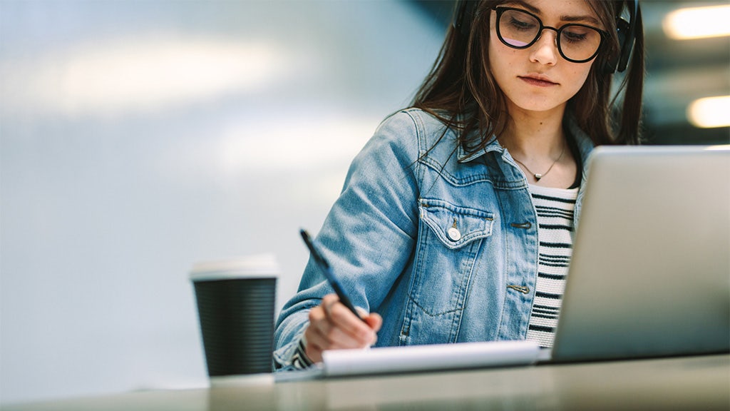 What it costs to go to the top 5 business schools in America | Fox Business