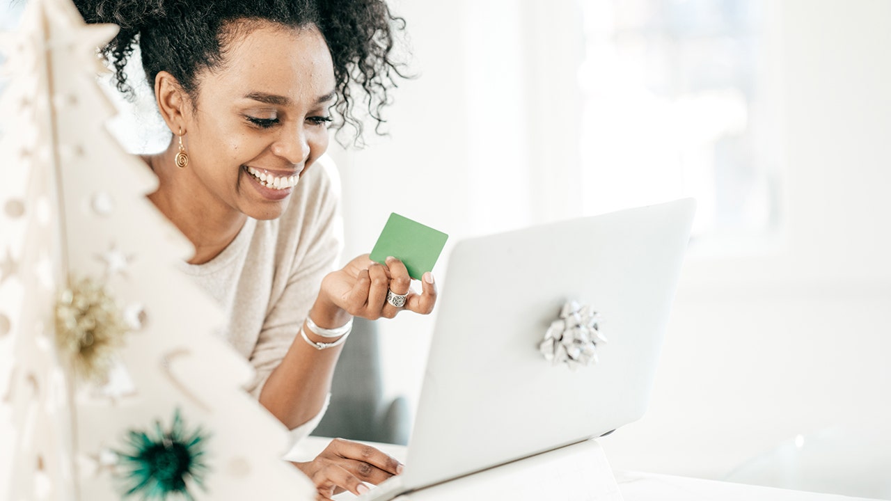 Holiday gift card scams are rising, here’s how you can avoid them | Fox ...