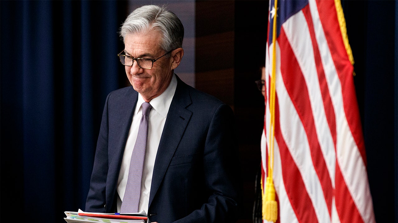 Powell tells Congress Fed is likely to remain on sidelines in 2020, but ...