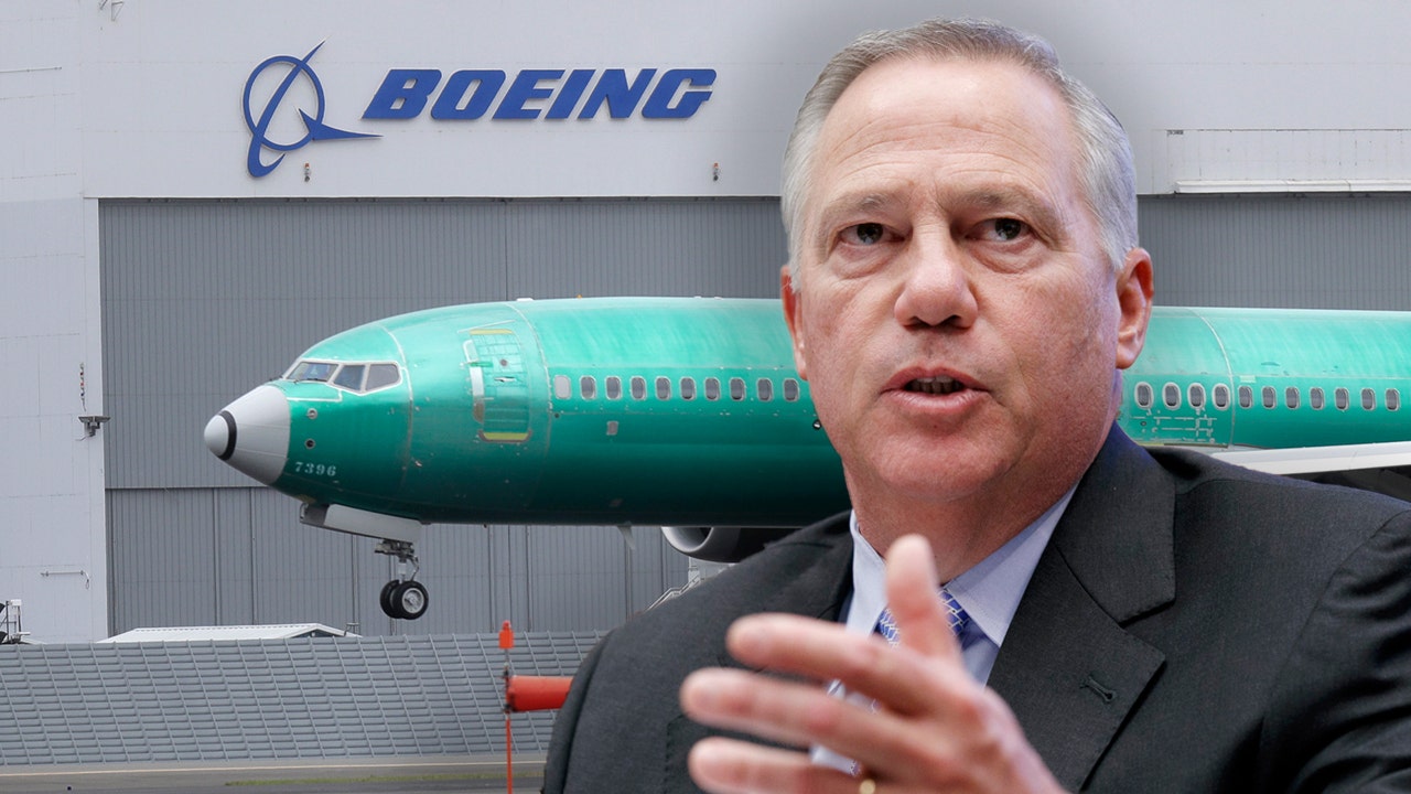 Boeing chief engineer who defended Max jet is retiring | Fox Business