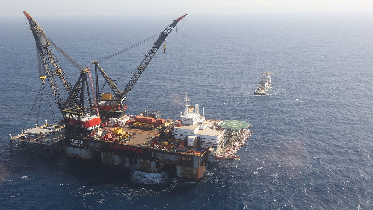Israel begins pumping from lucrative Mediterranean gas field | Fox Business