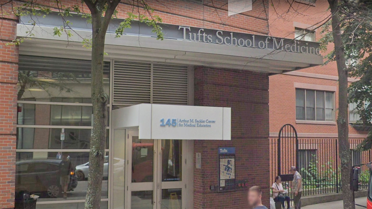Purdue Pharma owner's name off Tufts University buildings | Fox Business