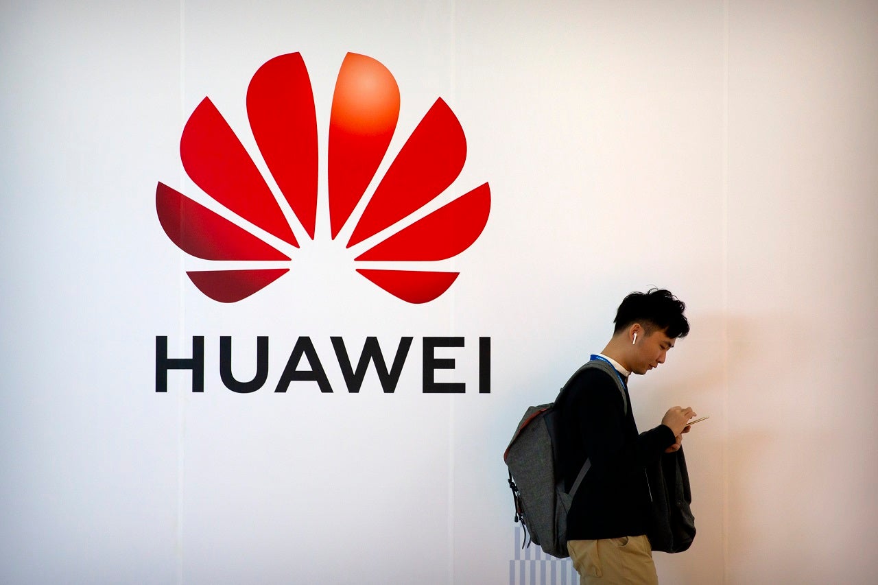 Us Accuses Huawei Of Scheme To Steal Trade Secrets In New Charges Fox