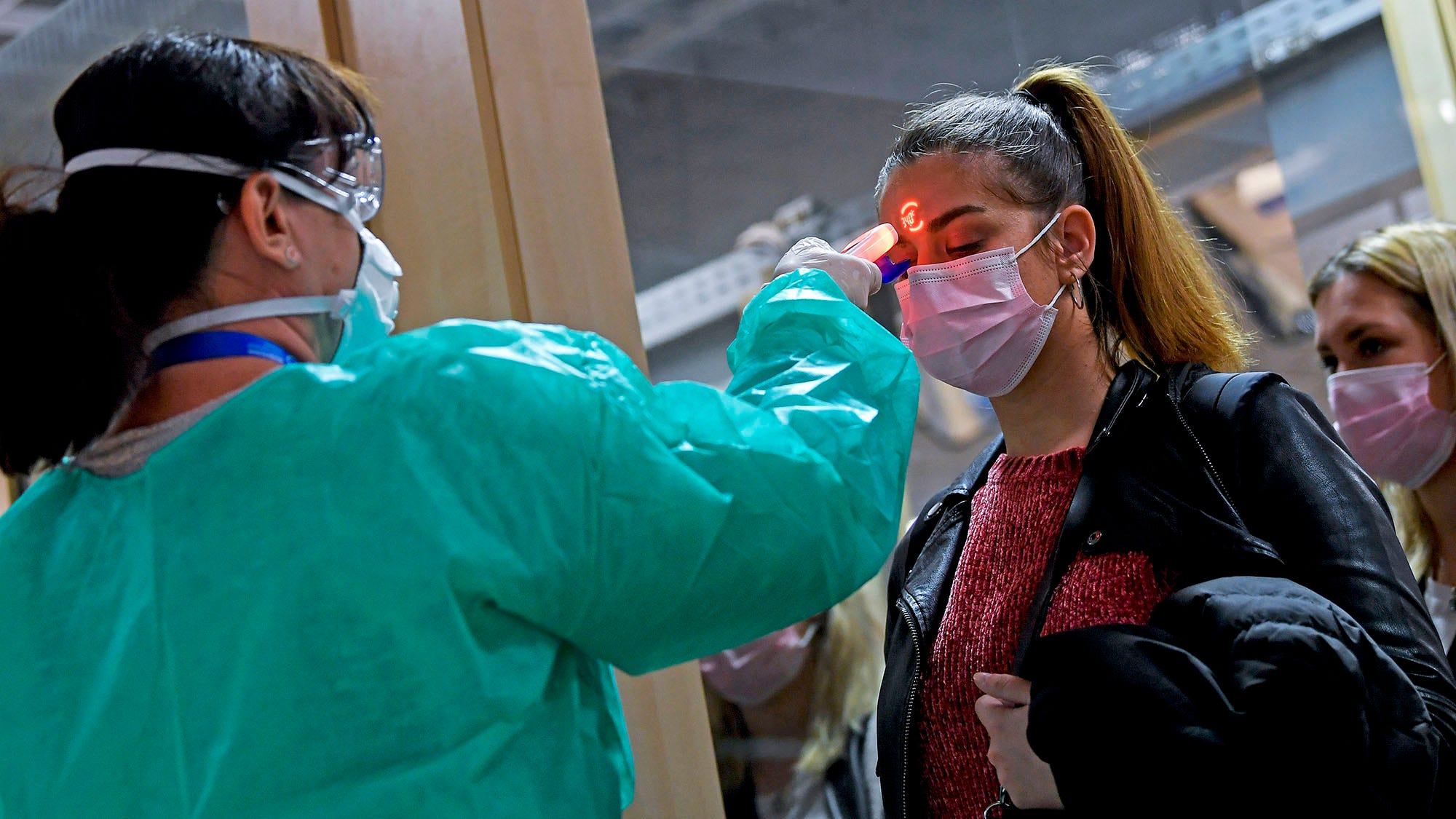 Are coronavirus temperature checks effective? | Fox Business