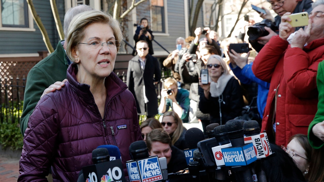 Elizabeth Warren reclaims Patagonia jacket from Wall Street | Fox Business