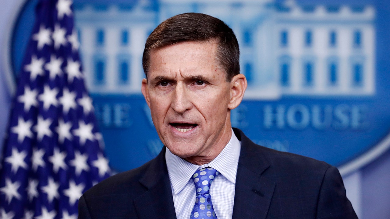 Justice Dept dropping Flynn's criminal case after FBI notes revealed ...